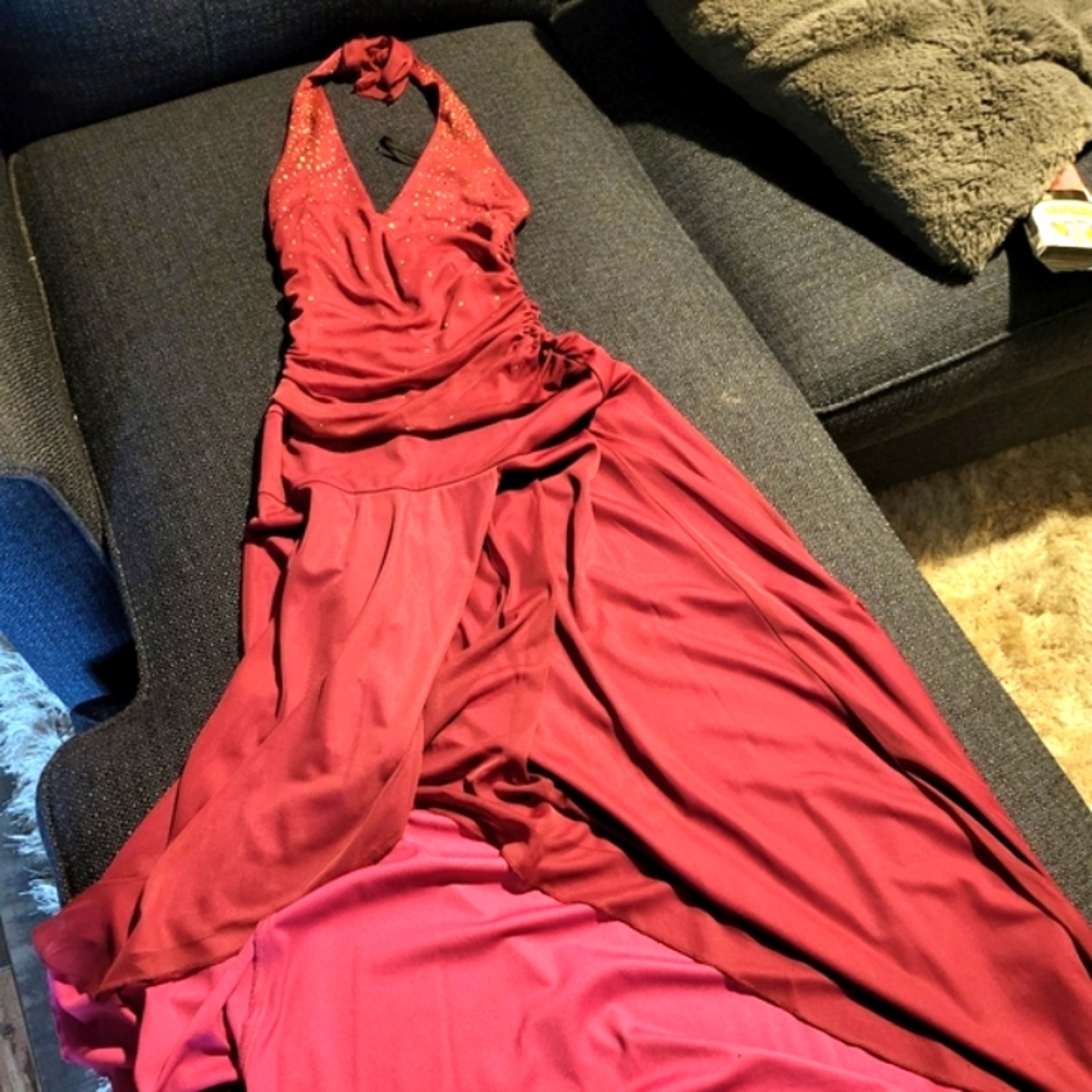 Small Burgundy Evening Dress/Prom Dress By Rampage Cl… - Gem
